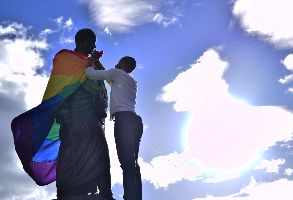 La movilización LGBT en la construcción de paz - Hacemos Memoria